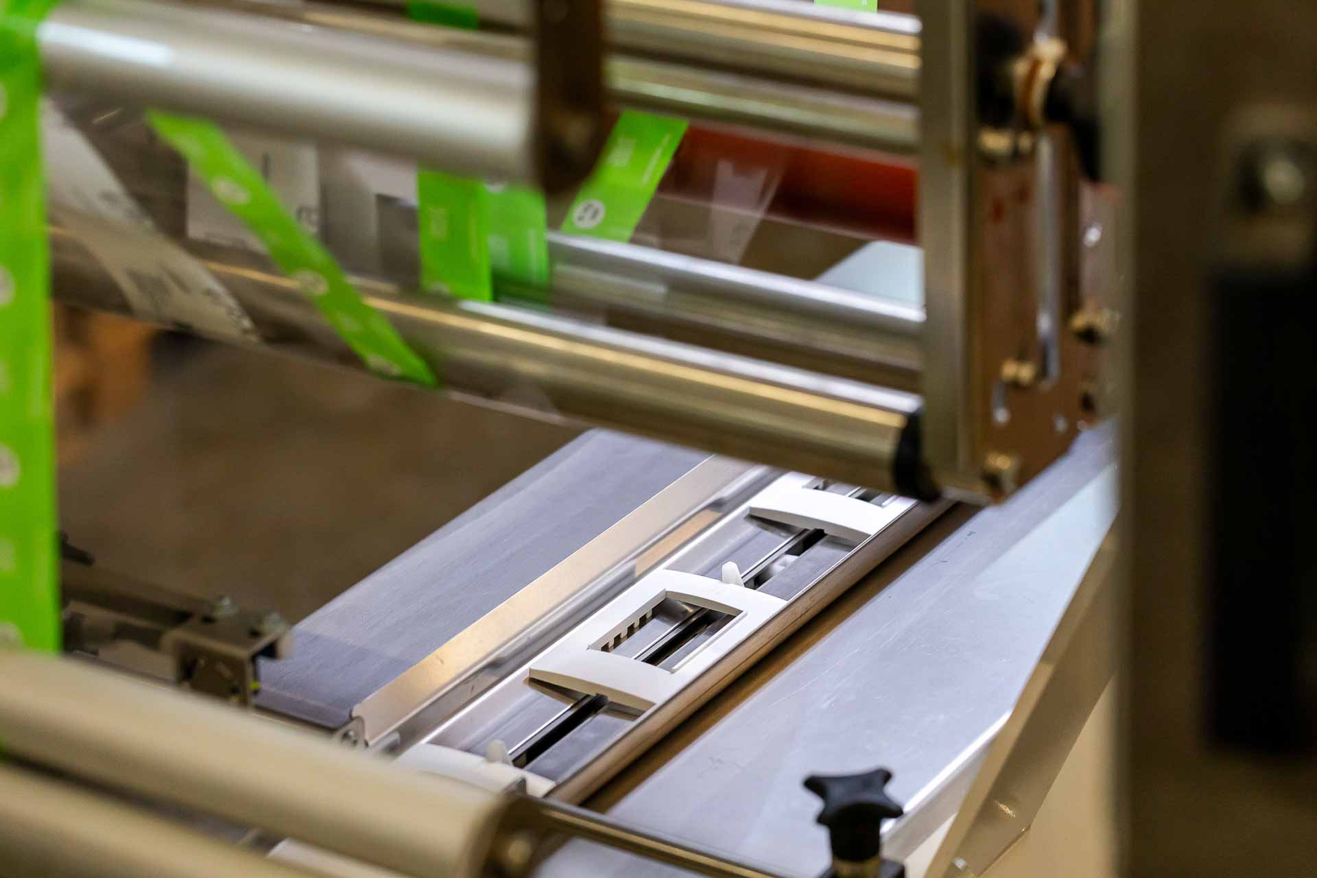 Assembly of plastic components | Sampaolo Stampi